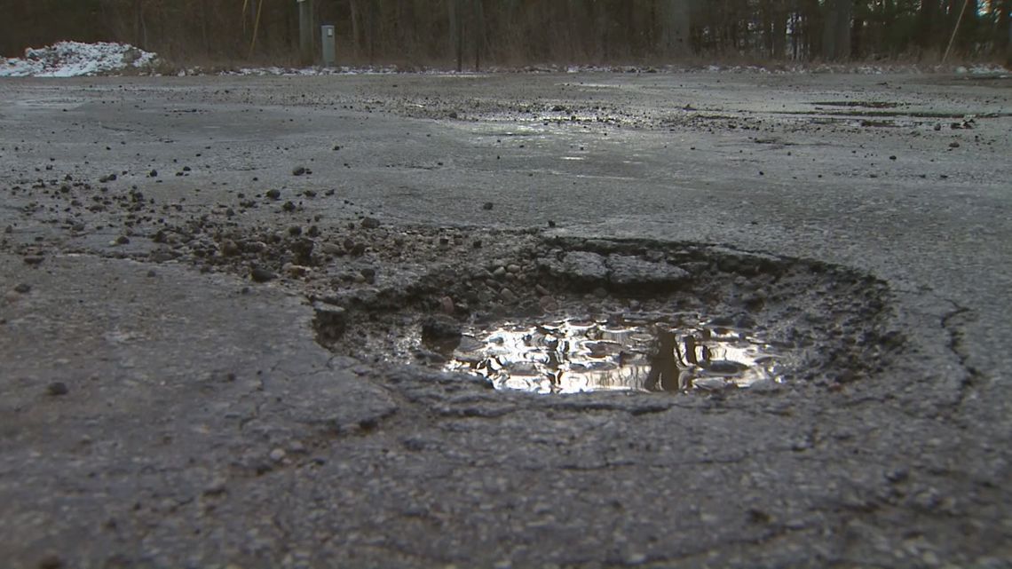 'A ROUGH YEAR' | Pothole season is starting in Michigan | wzzm13.com