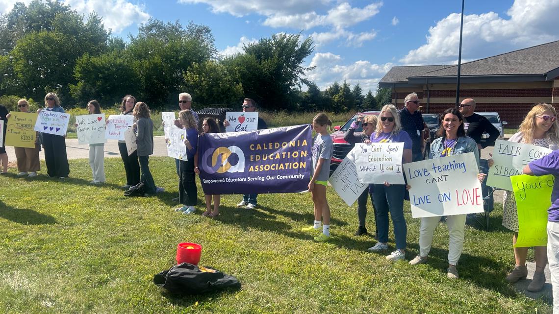 Caledonia teachers rally for new contract amid wage discussions ...