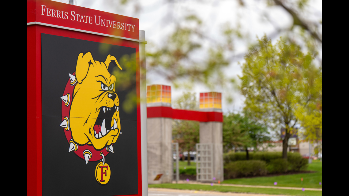 ICE arrests Ferris State University professor with history of sex ...