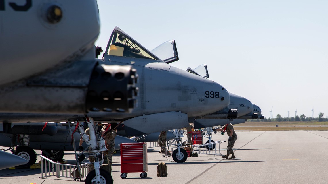 Michigan flyovers honor 100 years of aerial refueling | wzzm13.com