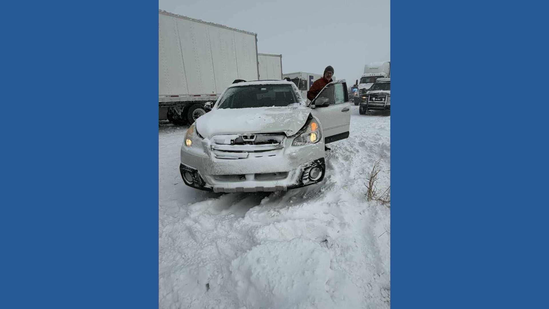 Highway reopened nearly 8 hours after 100+ car pileup in Ottawa County ...