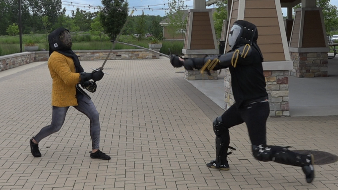 Medieval combat skills taught at Michigan 'sword school' | wzzm13.com