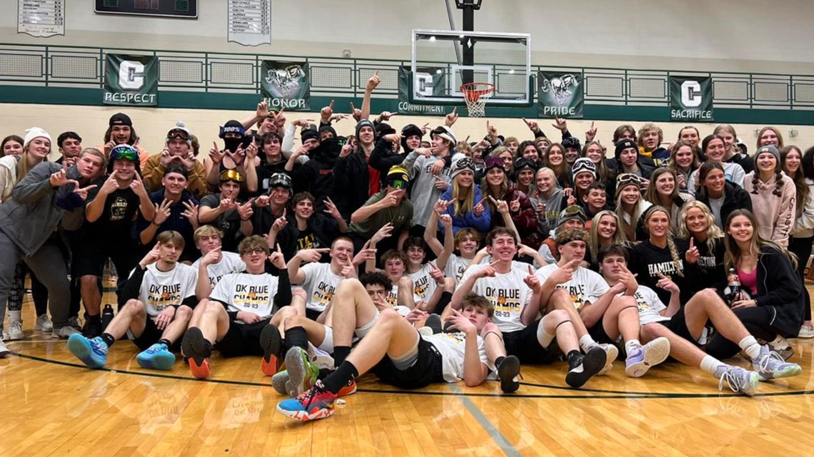 Hamilton wins first championship in decades with buzzer-beater | wzzm13.com