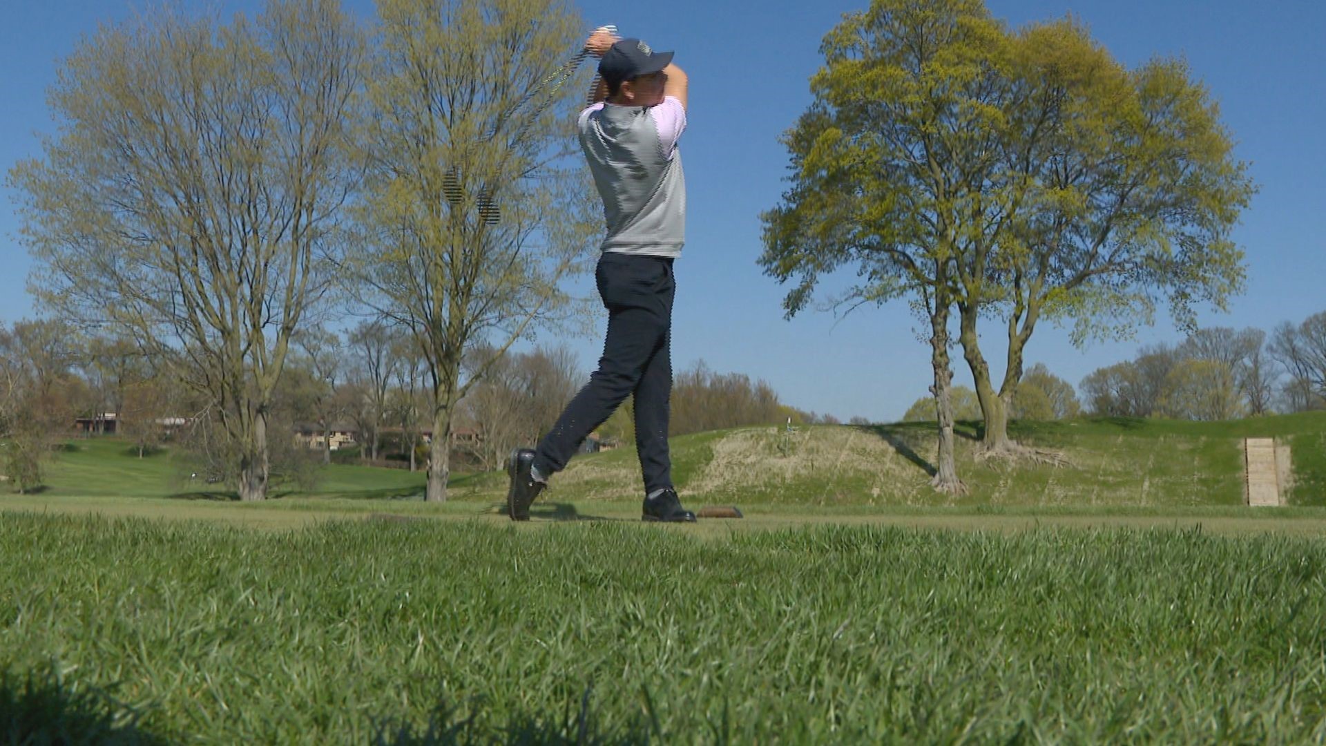 Heart transplant doesn't slow down teen's golf game | wzzm13.com