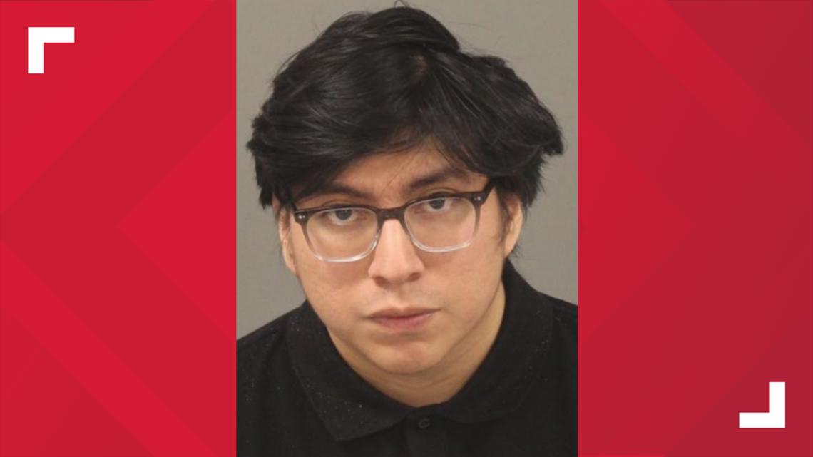 Michigan man accused of meeting girl on Snapchat, keeping her in his ...