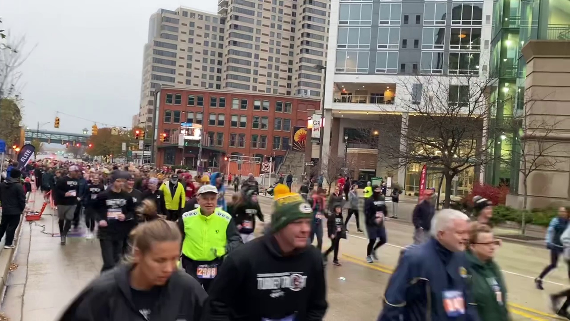 Grand Rapids Turkey Trot 5k 2022 | wzzm13.com