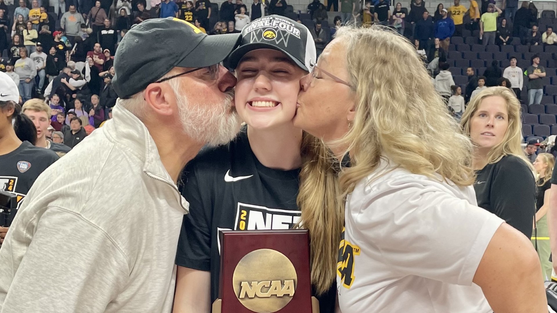 Hamilton High School alum ready for Final Four | wzzm13.com
