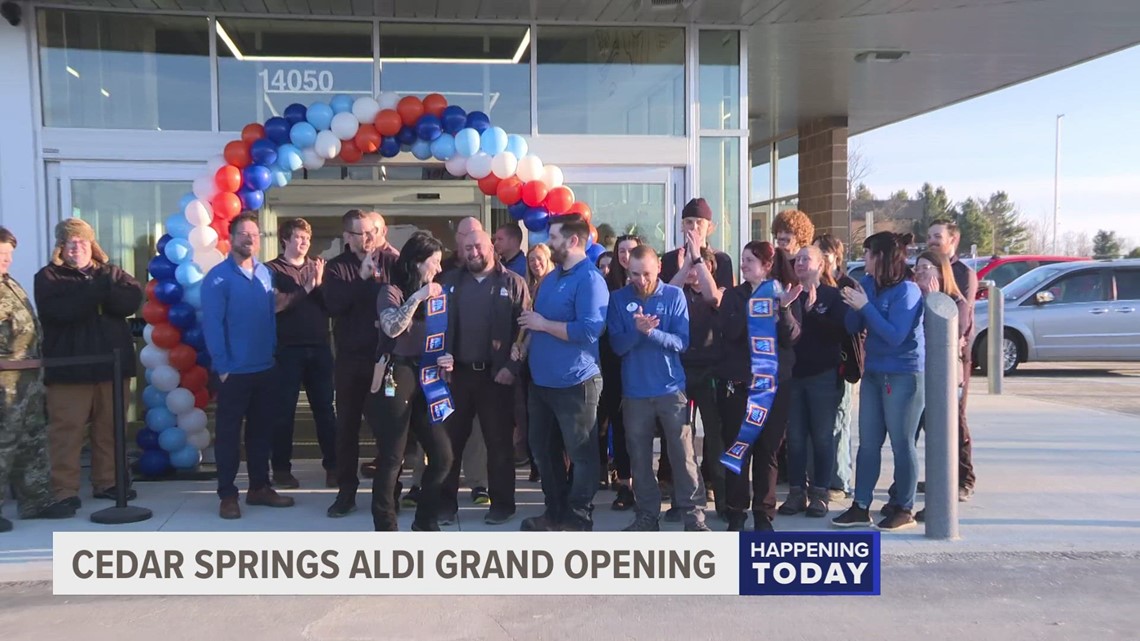 New ALDI opens in Cedar Springs | wzzm13.com