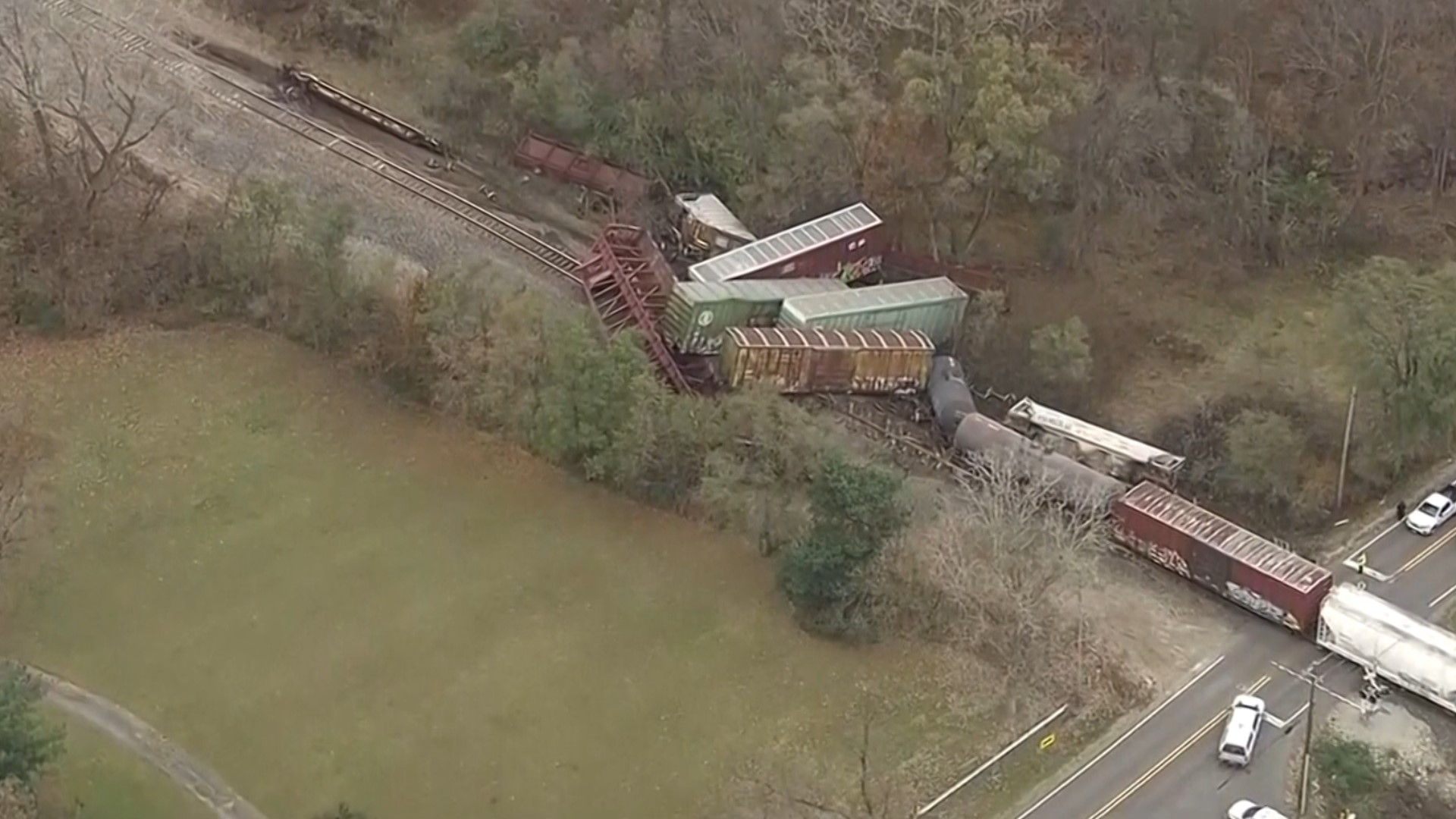 Romulus freight train derails, officials say no immediate danger ...