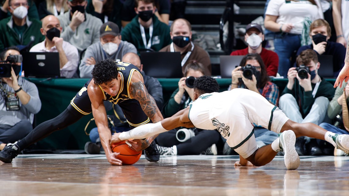 Michigan State tops rival Michigan 83-67 with depth | wzzm13.com