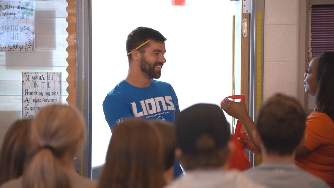 Teacher of the Week: Caleb Westveer | wzzm13.com