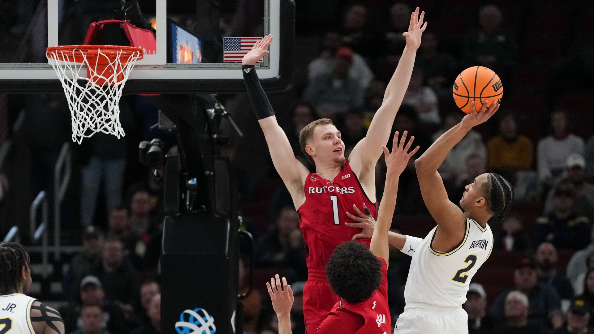 Hawks pick Grand Rapids native Kobe Bufkin | wzzm13.com