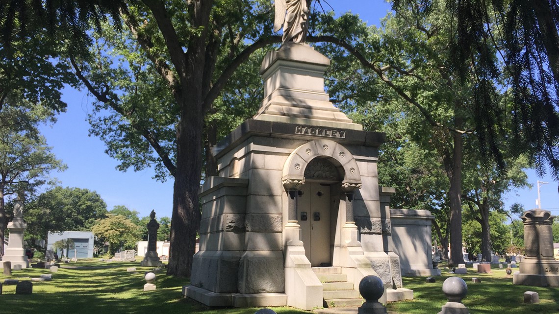 Muskegon looking to replace gates of Charles Hackley mausoleum | wzzm13.com