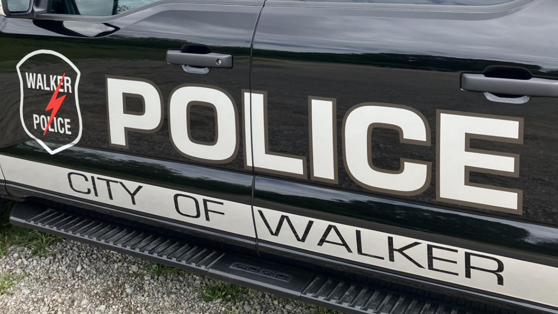 Carjacking suspect leads police on pursuit through Walker apartment ...