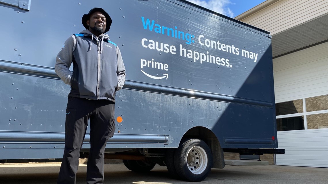 Amazon driver saves elderly man from fire, continues on route | wzzm13.com