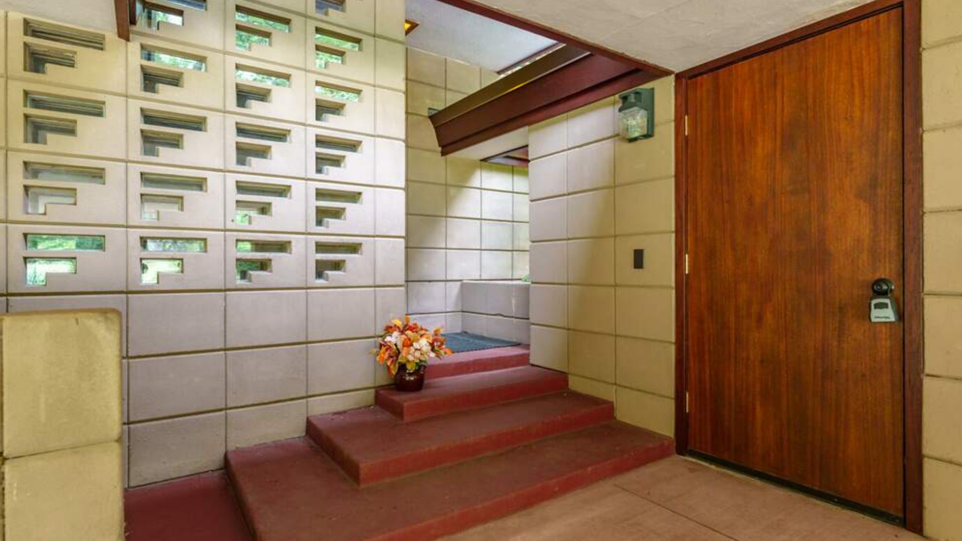 The Eppstein House | wzzm13.com