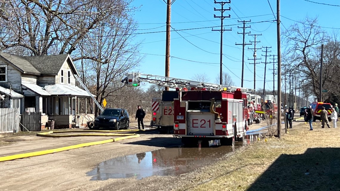 One person dead after fire sparks at home in Muskegon Heights | wzzm13.com