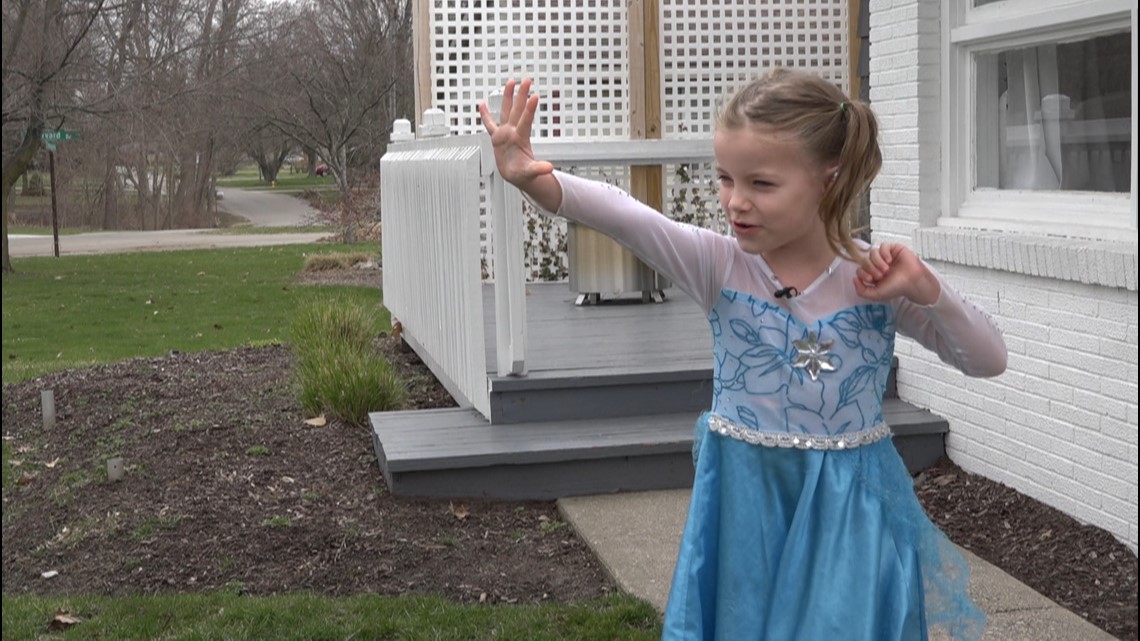 Holland 'Elsa' goes viral on TikTok | wzzm13.com