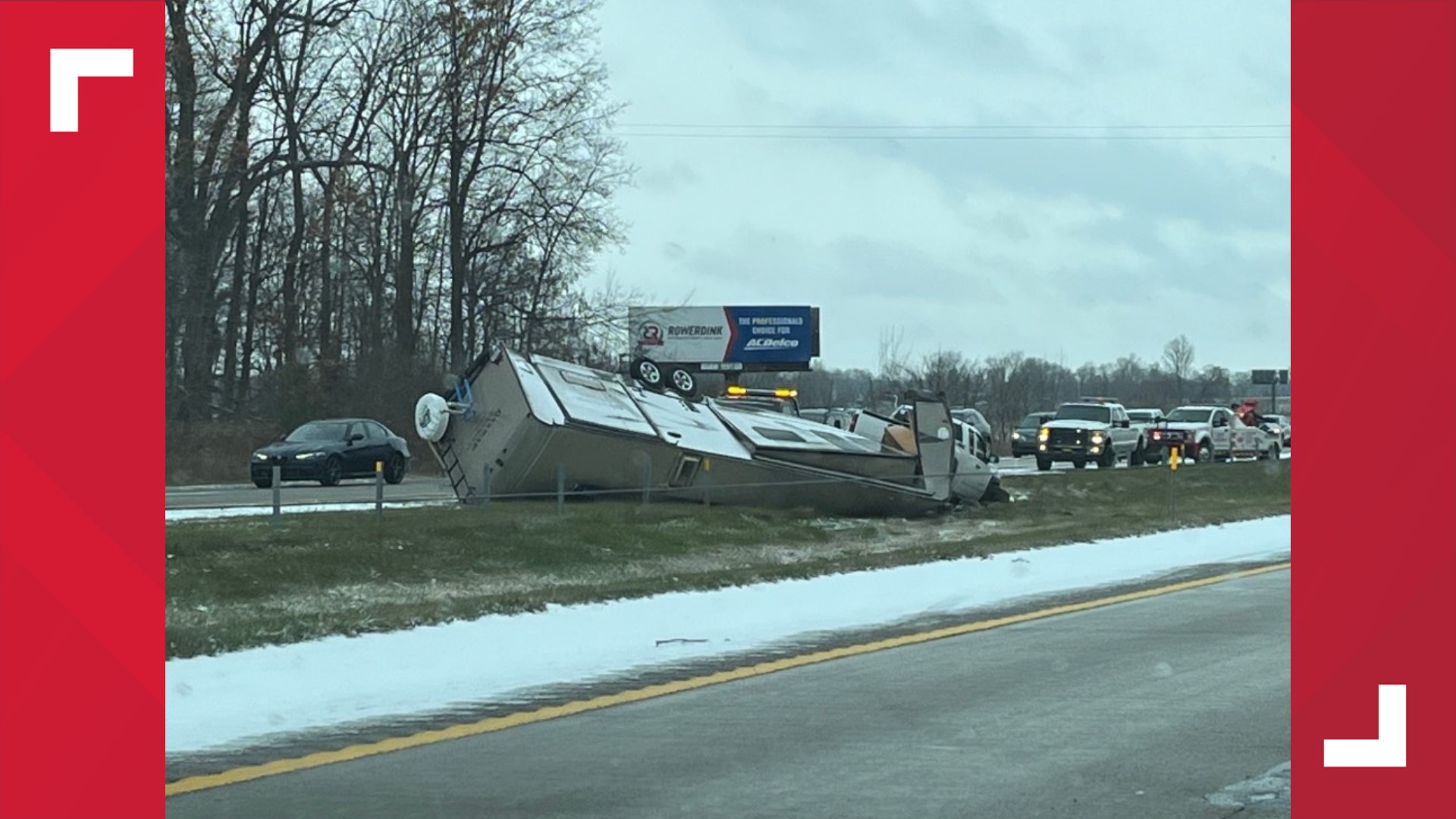 Left lane of WB I-96 near Alden Nash exit closed due to crash involving camper | wzzm13.com