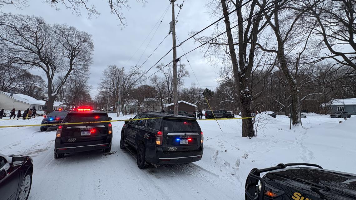 2 killed, 3 injured in Muskegon shooting; suspect still at large ...