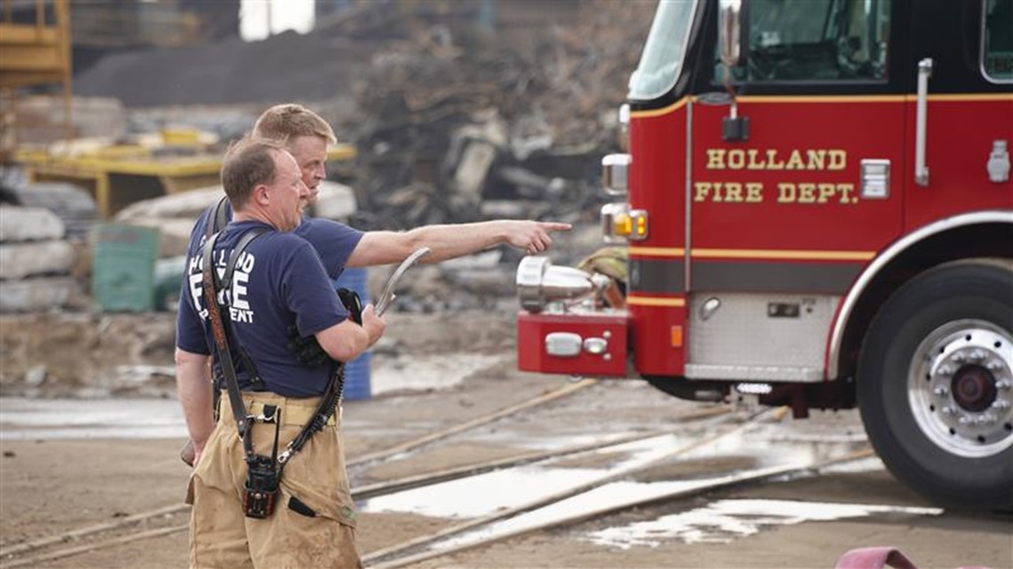 Fire breaks out at Padnos headquarters in Holland, MI | wzzm13.com
