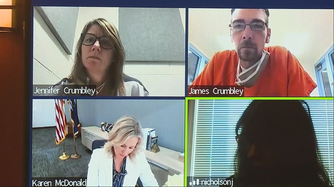 Crumbley parents denied request to lower bond | wzzm13.com