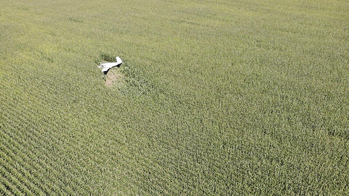 Pilot avoids injury after emergency landing | wzzm13.com