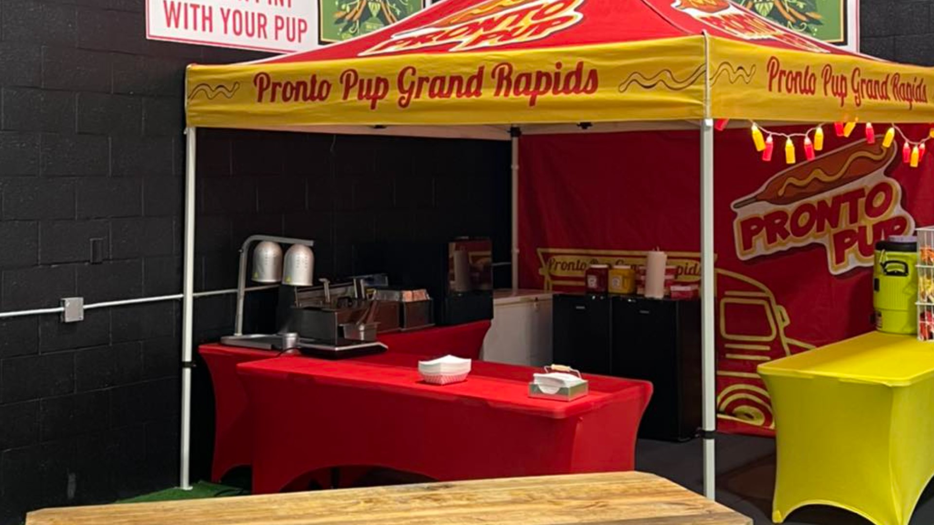Pronto Pup comes to Grand Rapids for the winter | wzzm13.com