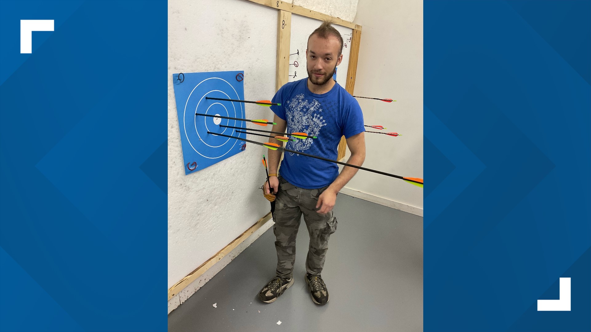 Archery student makes rare 'Bullseye Robin Hood shot | wzzm13.com