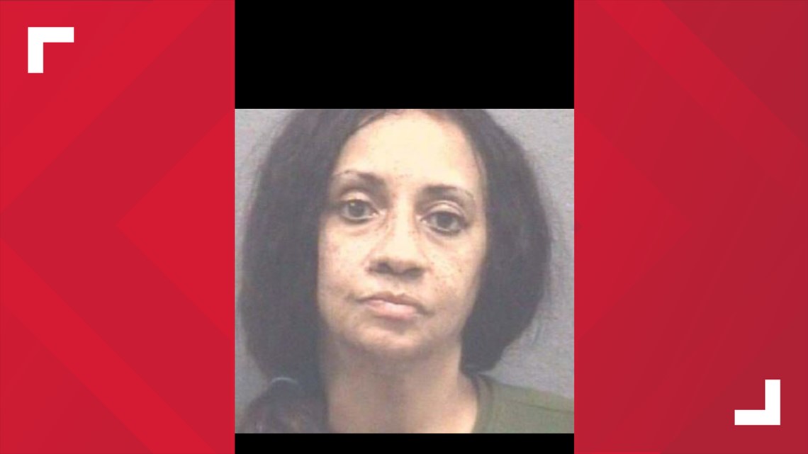 Muskegon woman now charged with murder for stabbing death of neighbor ...