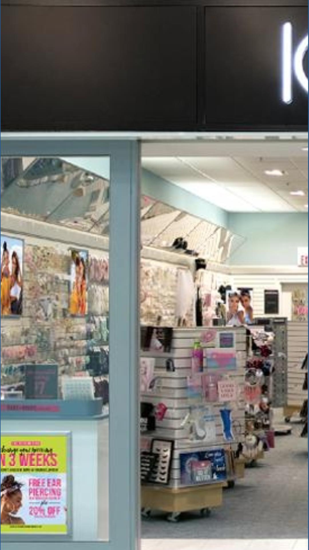 Woodland Mall Icing store set to close by September | wzzm13.com