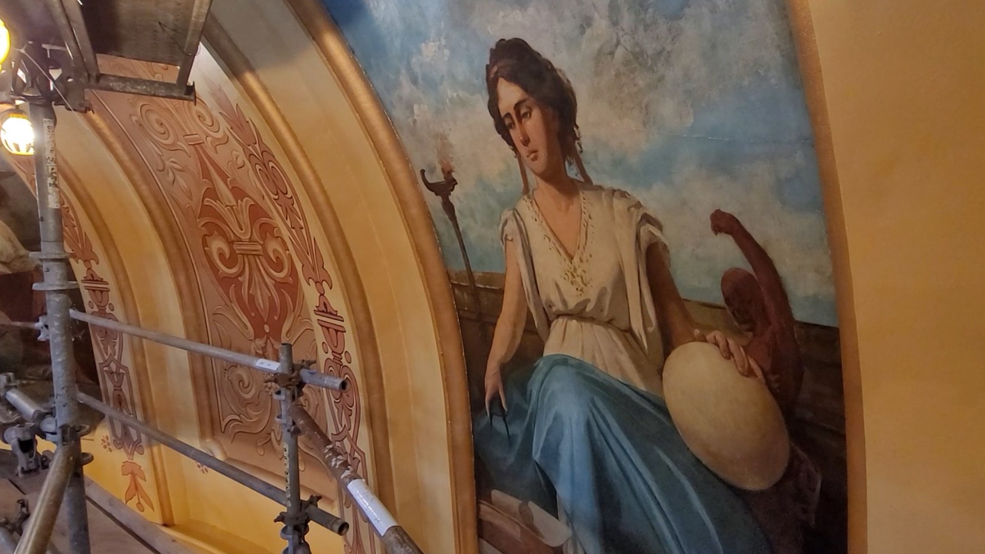 SNEAK PEEK: A close-up look at the MI capitol dome's restoration ...