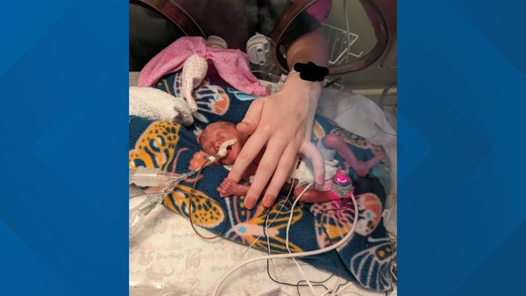 Family reunites with Grand Rapids NICU nurses | wzzm13.com