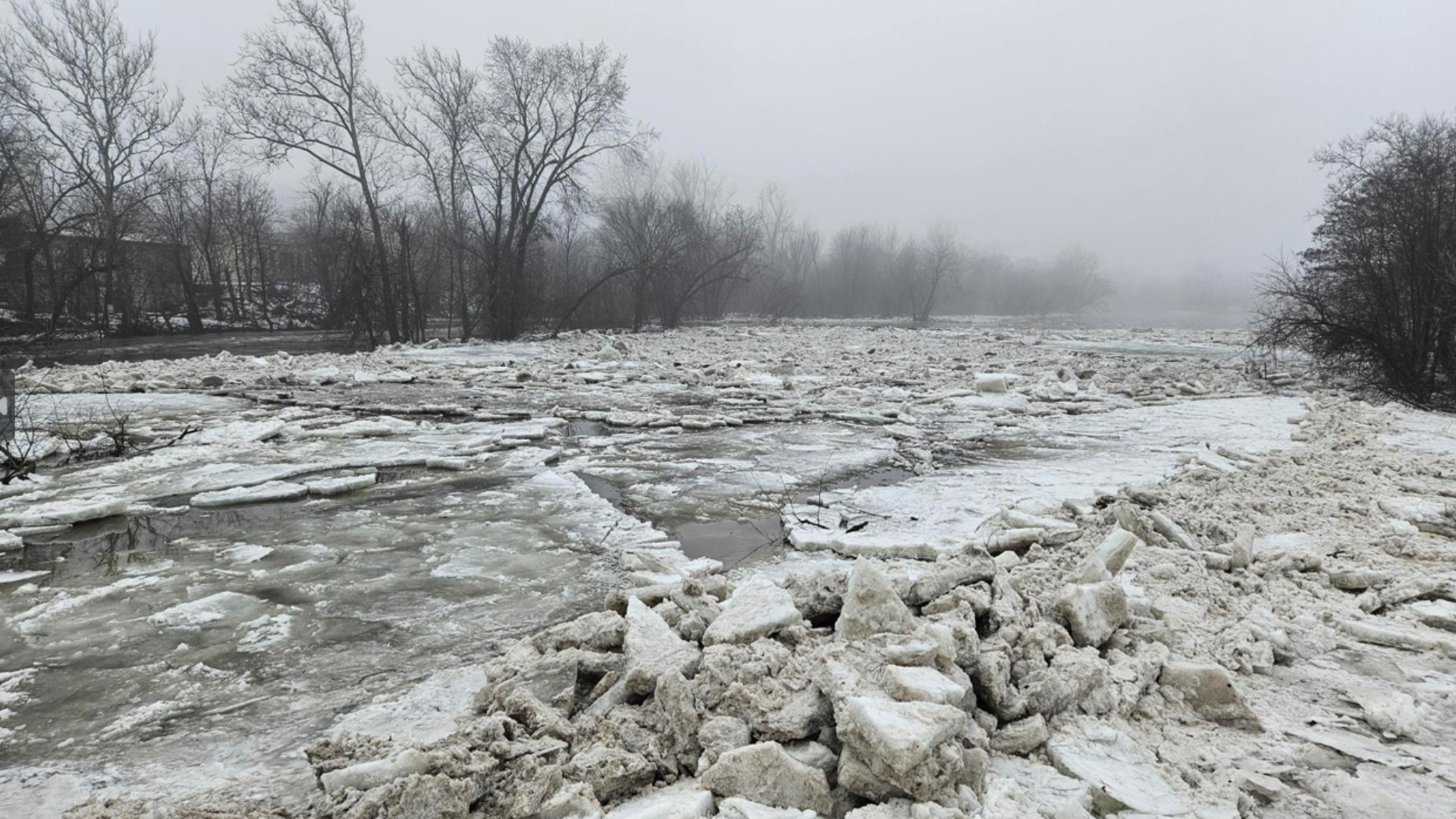 Ice jam along Grand River at Portland causes flooding | wzzm13.com