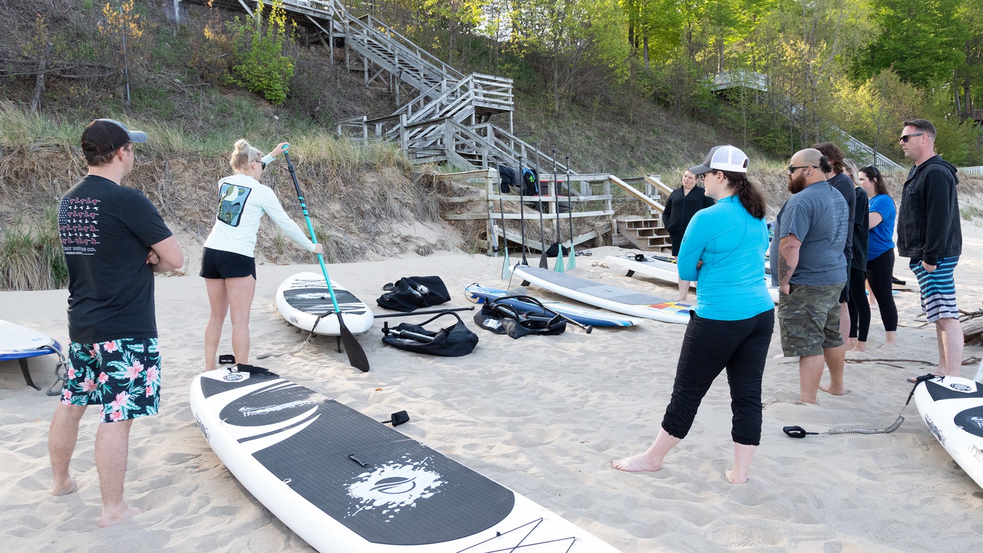 Non-profit introduces surf therapy to veterans, first responders ...