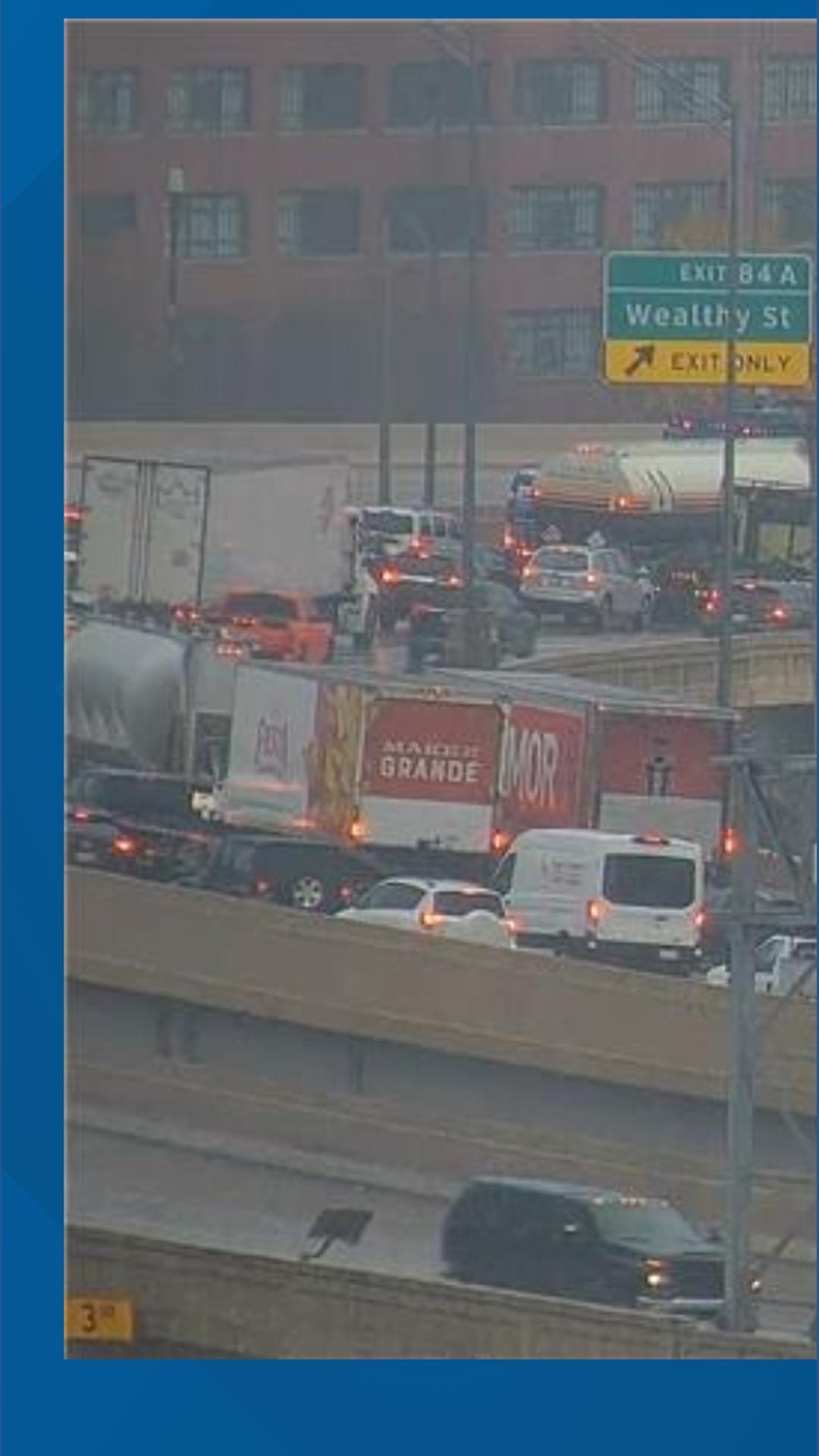 2 crashes on US-131 blocked multiple lanes on northbound and southbound ...