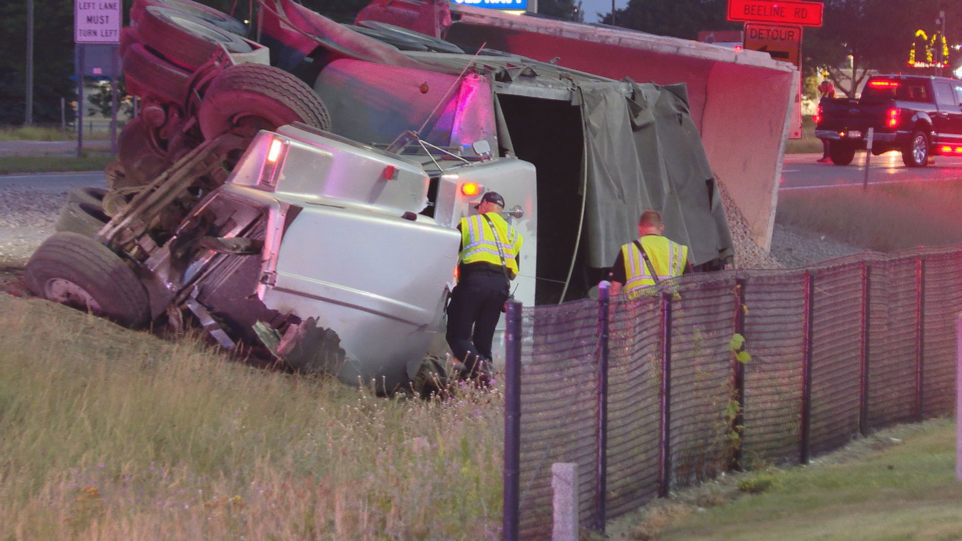 2 injured in Holland Twp. crash involving semi | wzzm13.com