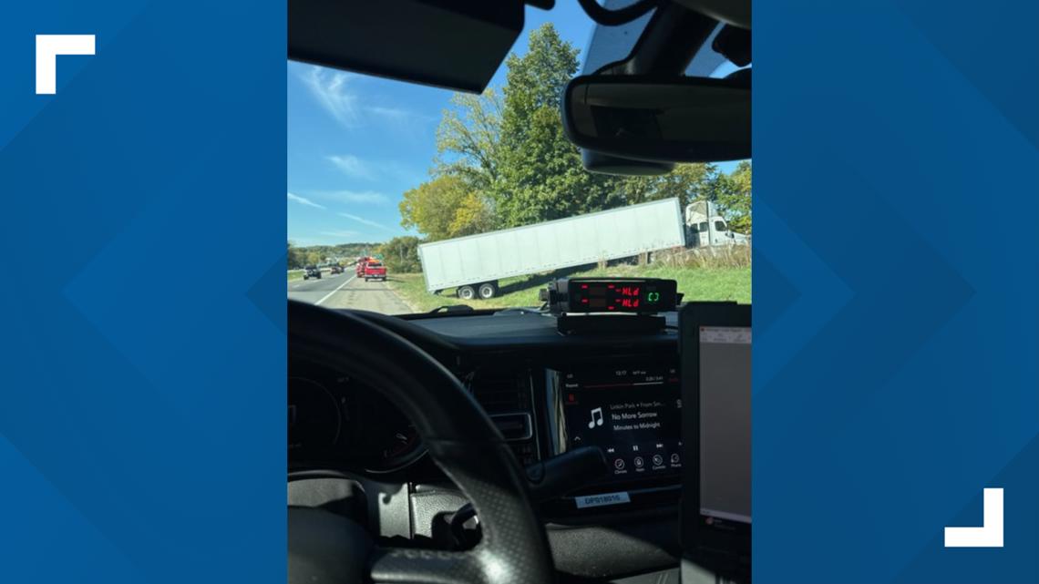Semi Truck Crash Closes Part of I-96 in Grand Rapids | wzzm13.com