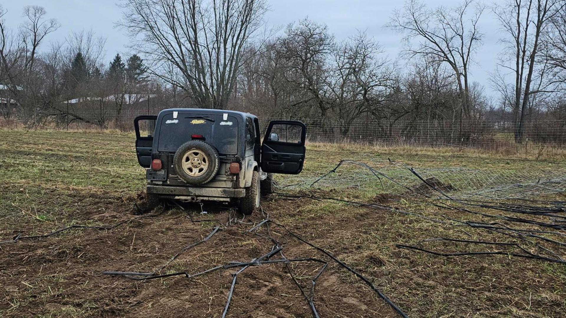 Van Buren County storage unit theft, stolen vehicle chase ends with 2 ...