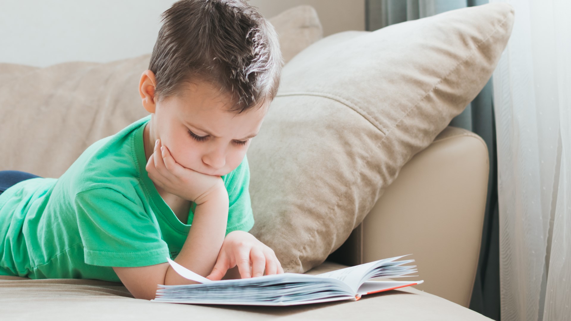 Whitmer signs bill repealing 'Read by Grade 3 Law' | wzzm13.com