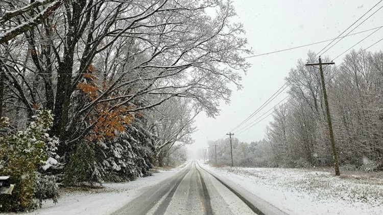 Muskegon County slammed with snow, power outages scattered | wzzm13.com