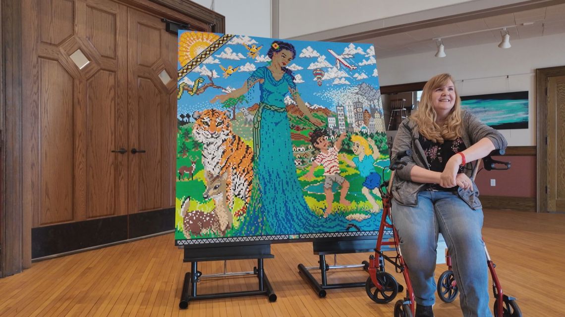 Artist creates large pieces with LEGO bricks | wzzm13.com