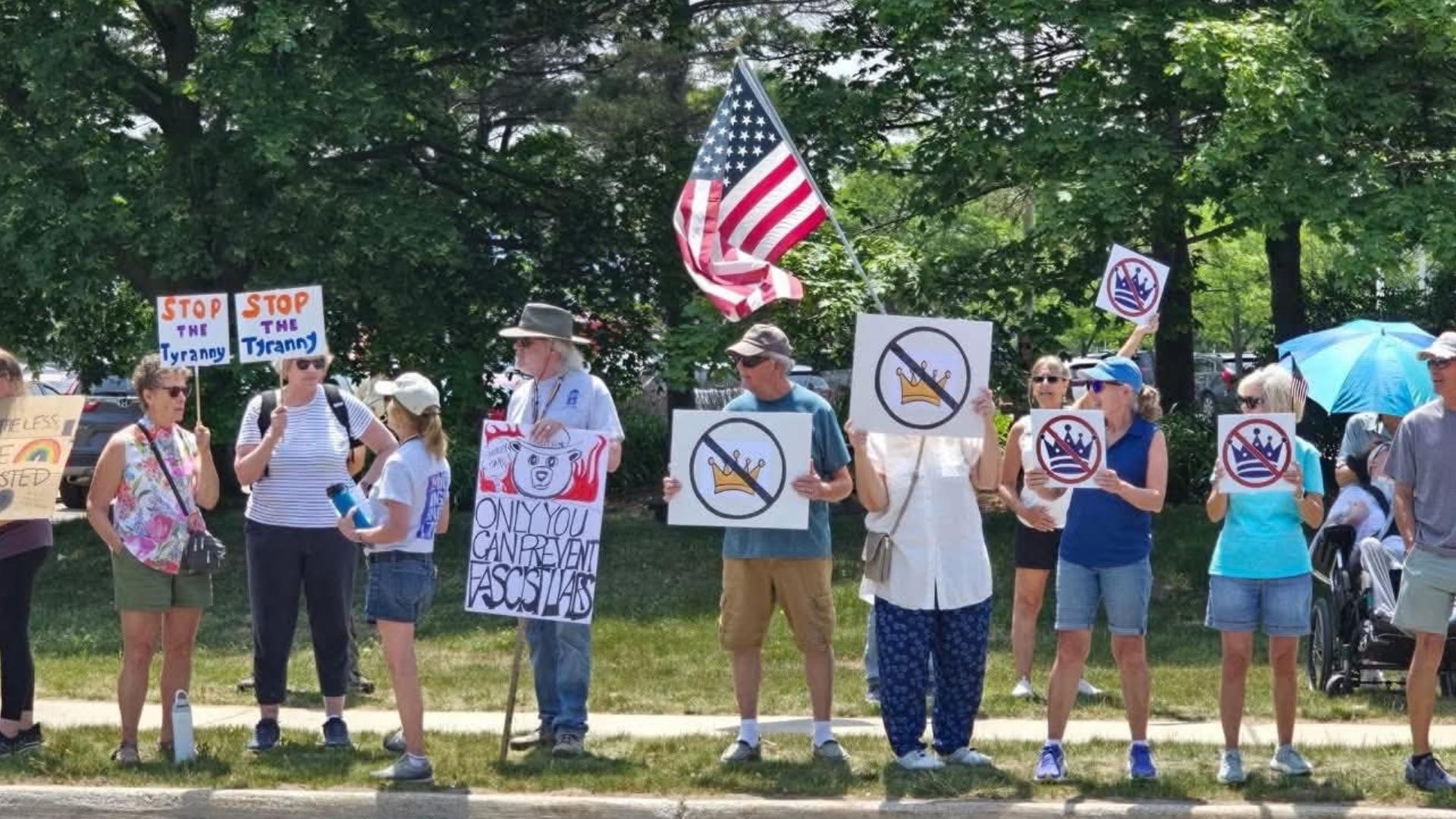 Thousands gather in Grand Rapids, along lakeshore for 'No Kings ...
