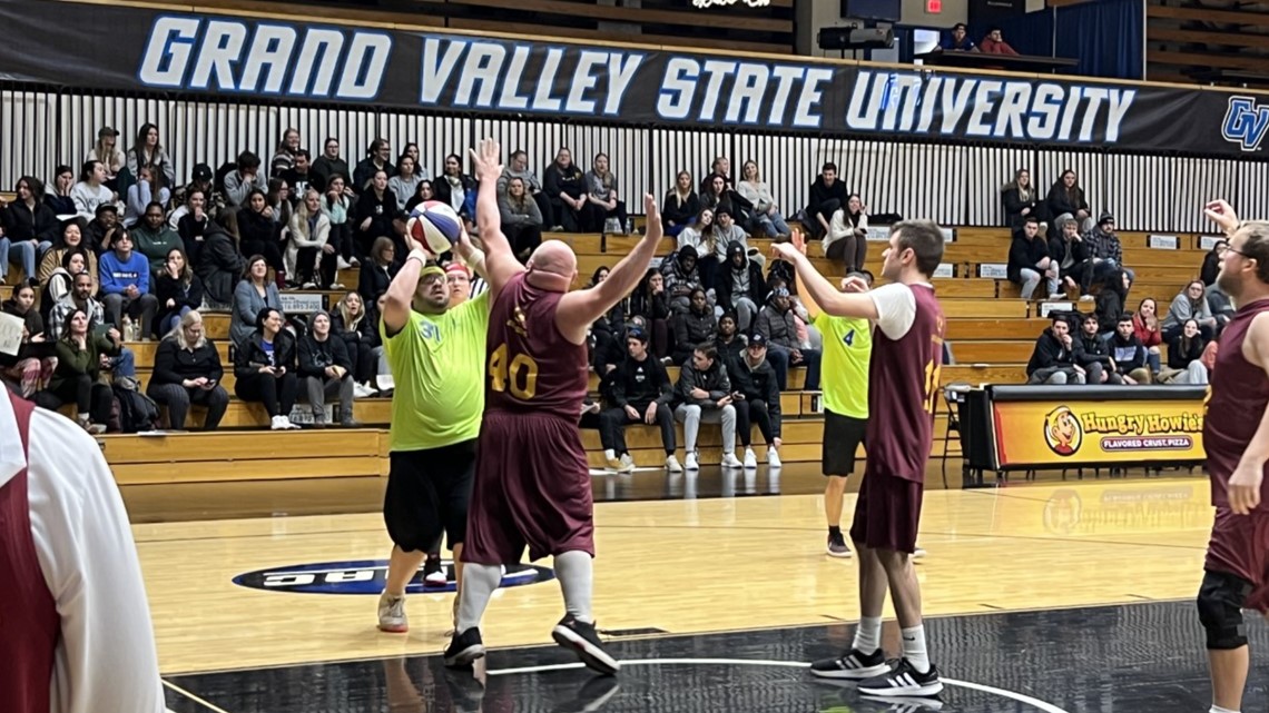 Basketball game raises money for Special Olympics Michigan | wzzm13.com