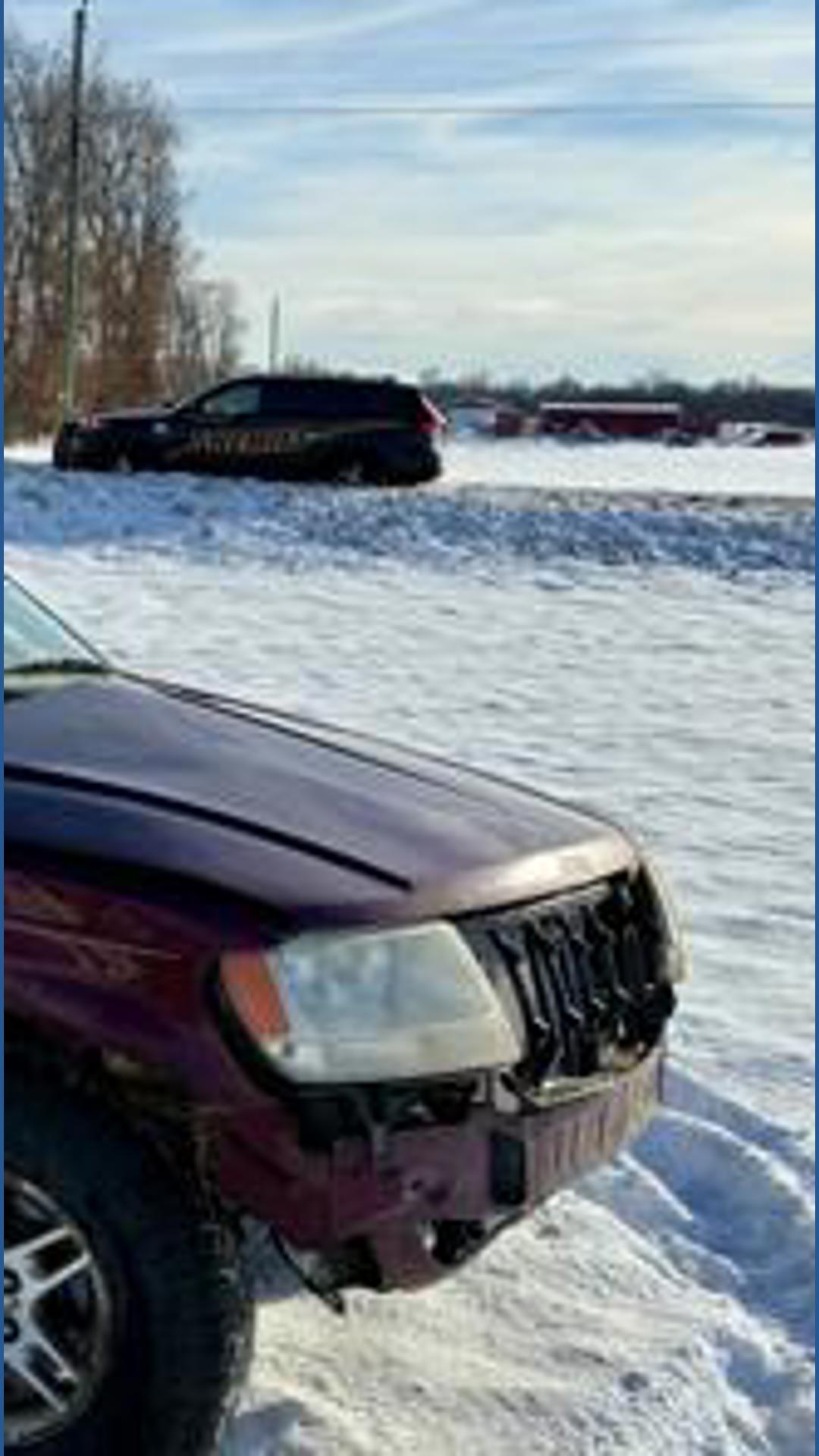 Teen hospitalized after two-car crash in Cass County | wzzm13.com