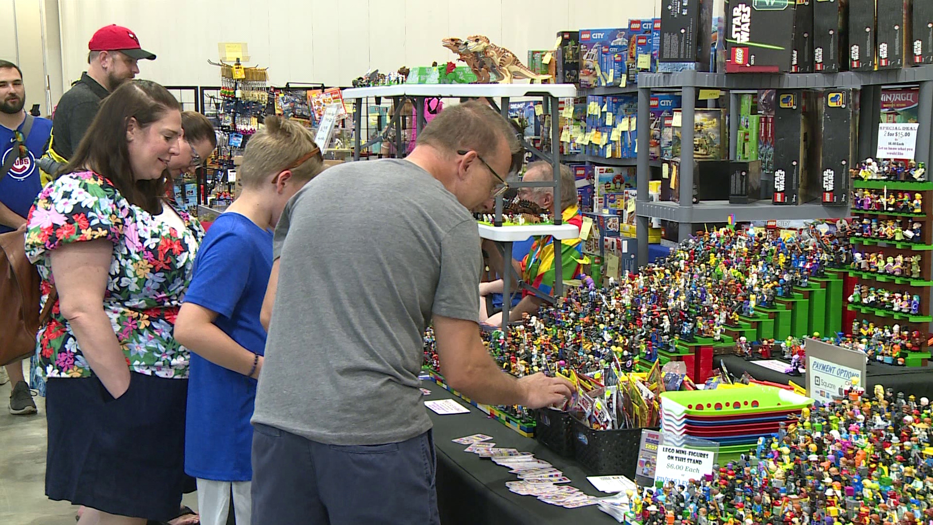 Brickworld LEGO Expo returns to Grand Rapids for 3rd year | wzzm13.com