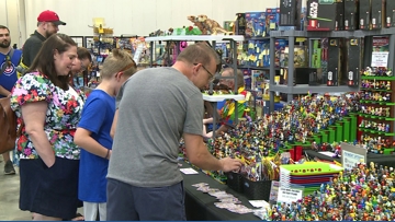 Brickworld LEGO Expo returns to Grand Rapids for 3rd year | wzzm13.com