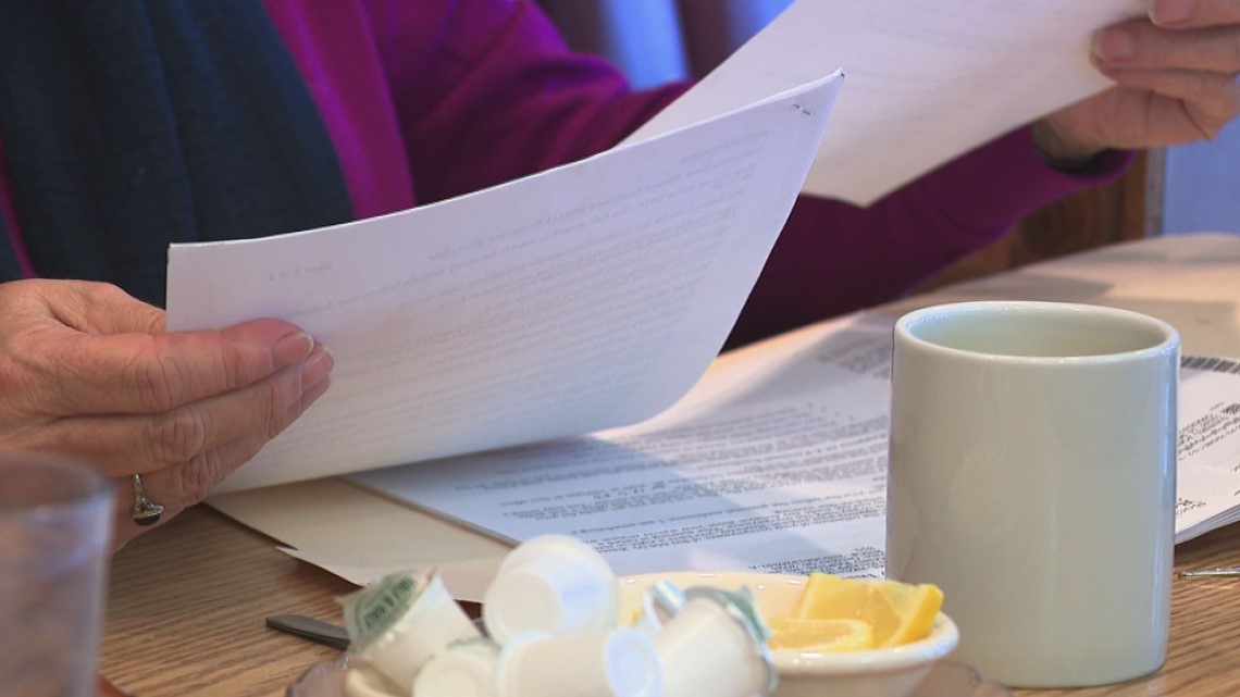 Michigan senators urge SSA to address mistaken overpayments | wzzm13.com