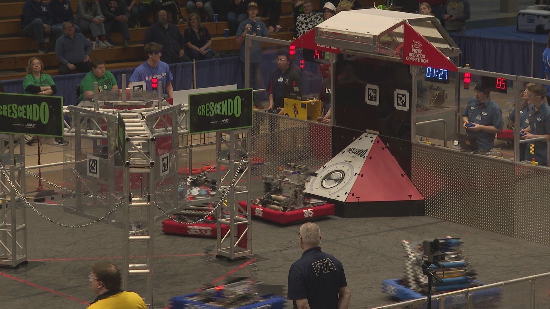 GVSU hosts high school robotics competition | wzzm13.com