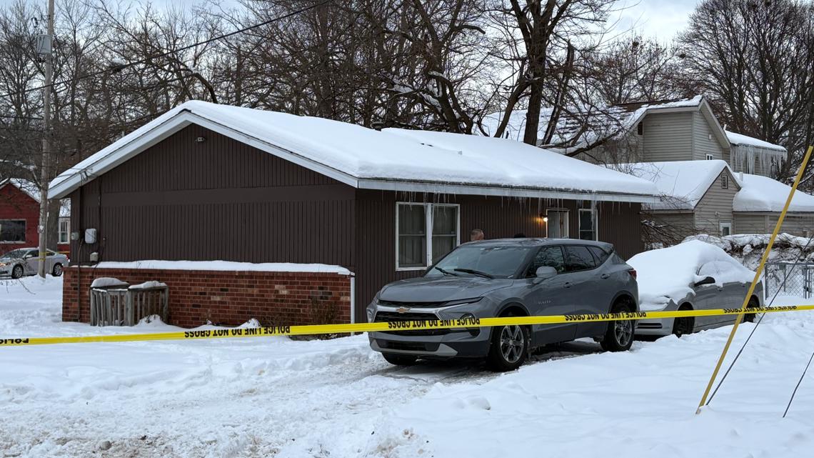 Police: Person of interest in custody, victims identified in deadly ...